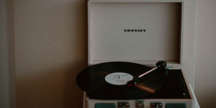 Do Portable Record Players Ruin Vinyl Records? - Upbeat Geek