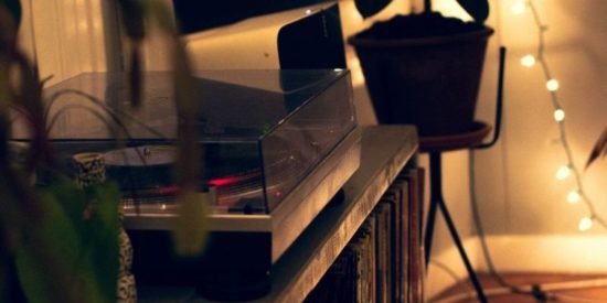 7 Ways To Level Up Your Record Player Setup - Upbeat Geek