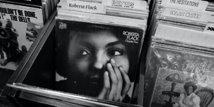 The History Of Hip-Hop: Beginner's Guide To Hip-Hop & Rap - Upbeat Geek