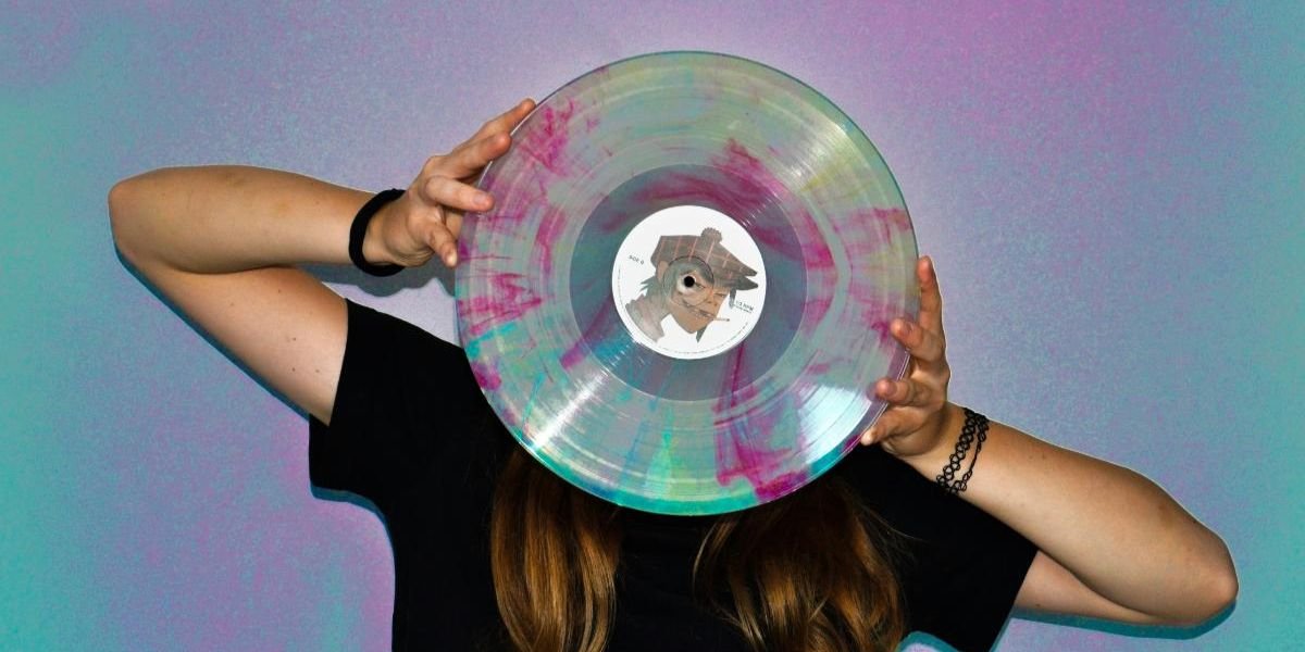 What Size Vinyl Record Should I Buy? - Upbeat Geek