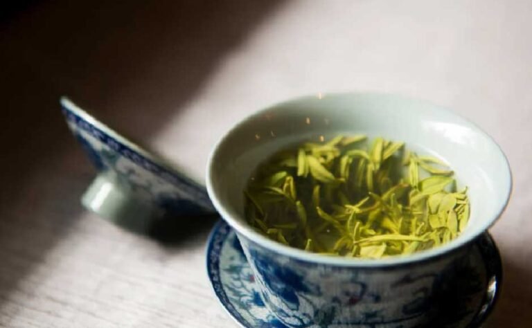 How to Spot High-Quality Loose Leaf Green Tea When Shopping Online ...