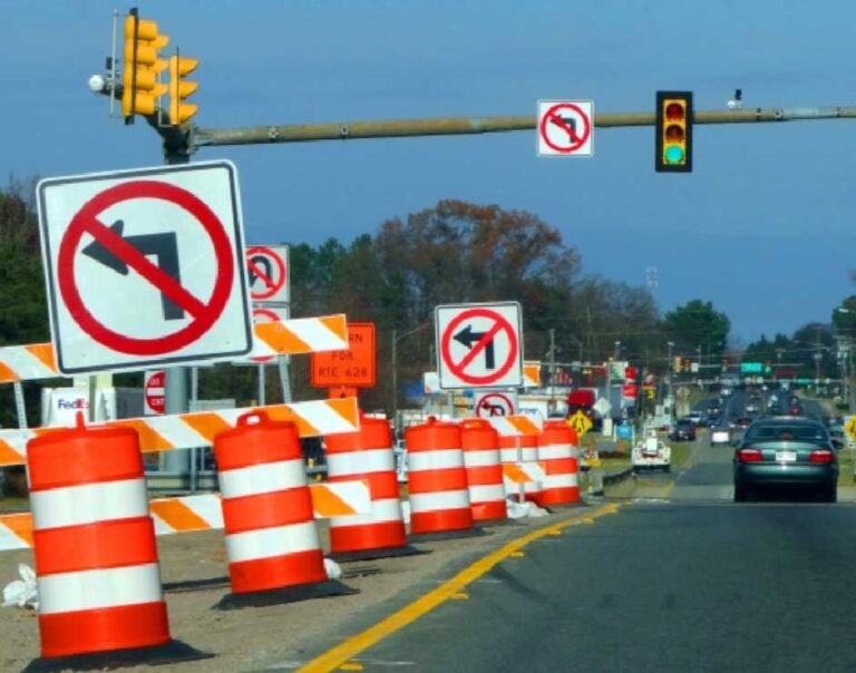 How Poorly Timed Warning Signs Lead to Rear-End Collisions in Work ...